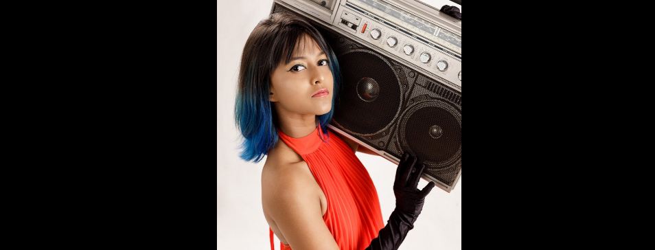 Who is Yohani De Silva (Singer and Rapper) and her Age,Net worth, House ...